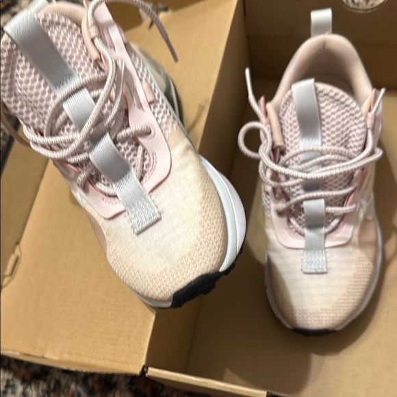 Nike | Shoes | Nike Pink Sneakers With Cushioned Midsole And Minimalist ...